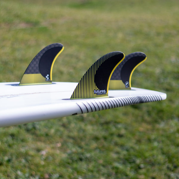 Futures Fins P4 Blackstix Tri Fin Set